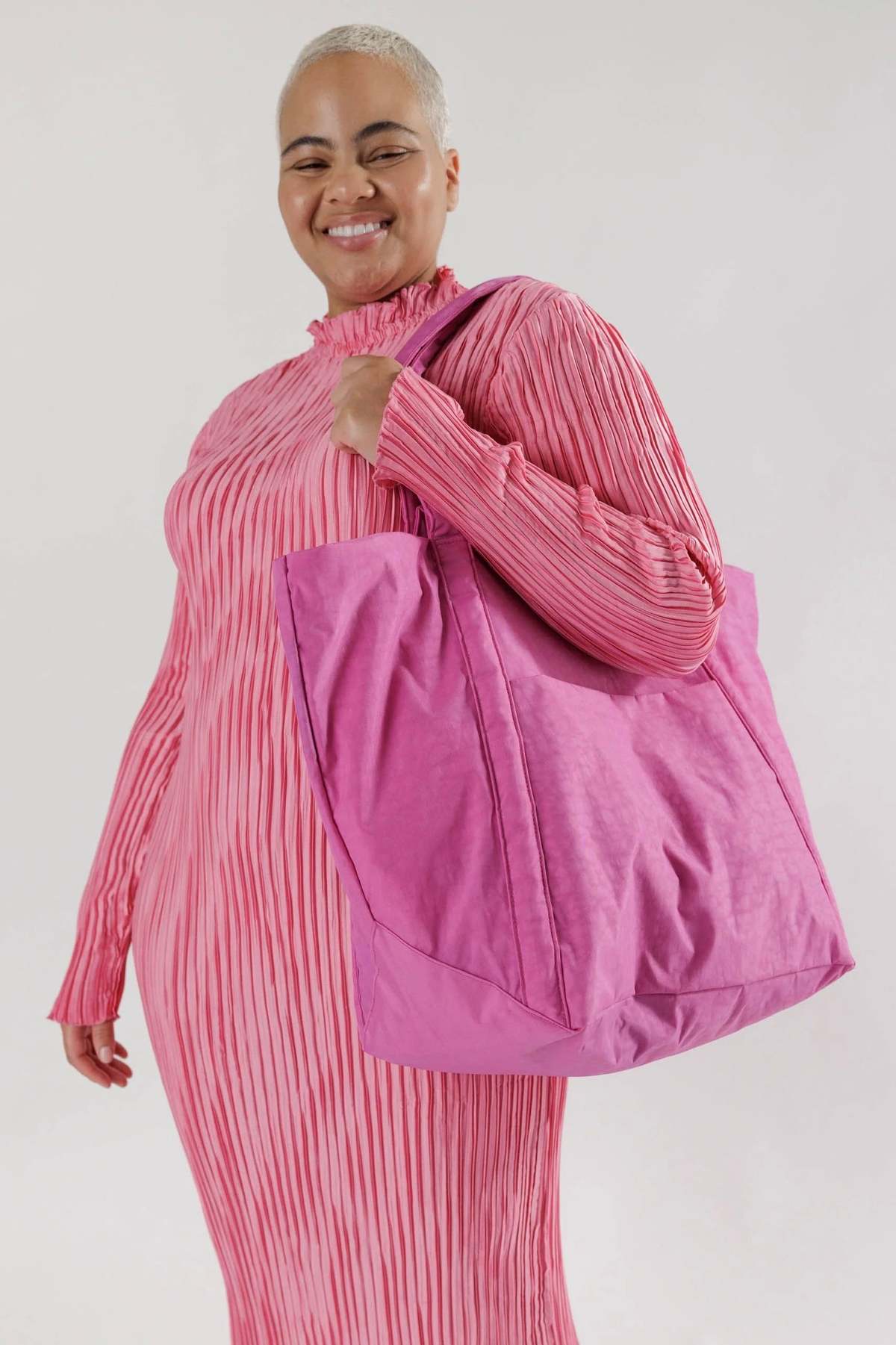 BAGGU Travel Cloud Extra Bag - Pink | Garmentory