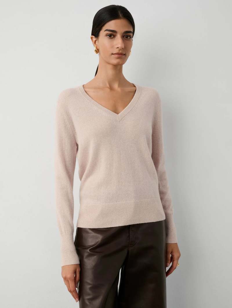 White + Warren Essential Cashmere V Neck - Sand Wisp Heather | Garmentory