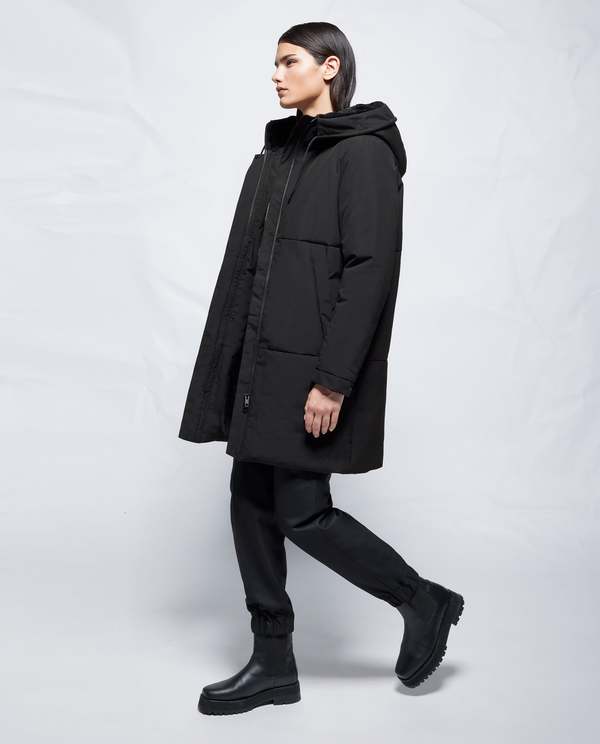 Elvine Tril Puffer Jacket in Black | Garmentory