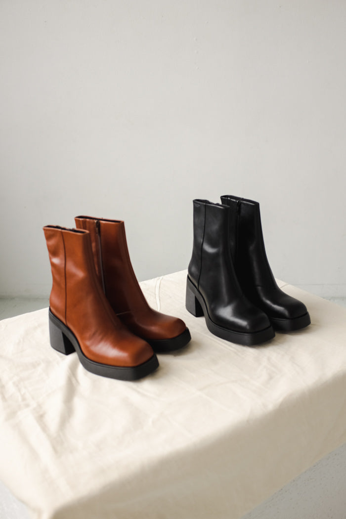 Vagabond BROOKE BOOTS - BLACK | Garmentory