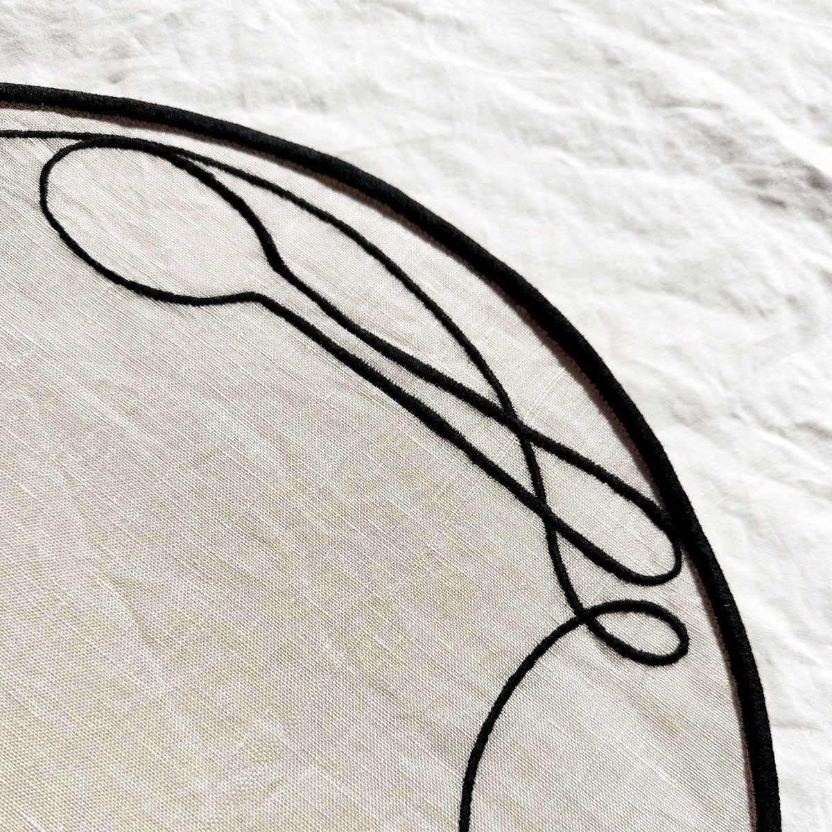 Misette Line Drawing Embroidered Linen Placemats | Garmentory