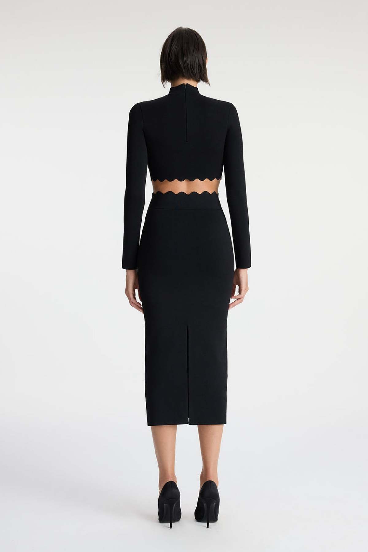 ALC Bea Scalloped Knit Crop Top - Black | Garmentory