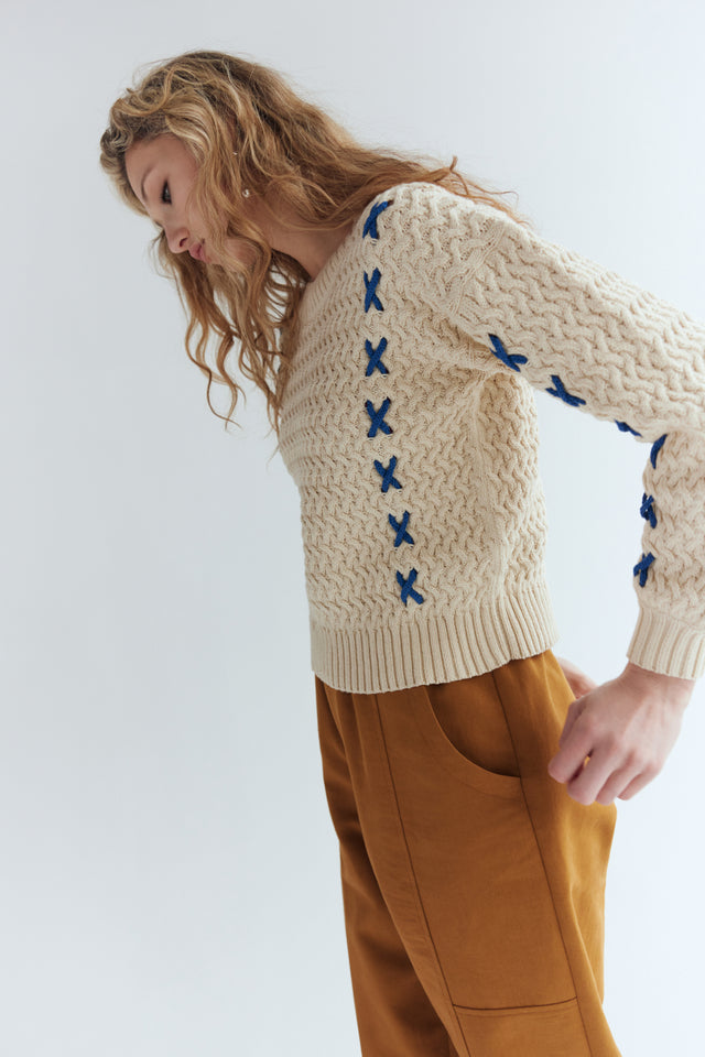 Eve Gravel Greenland Cable Knit Pullover - Ivory | Garmentory