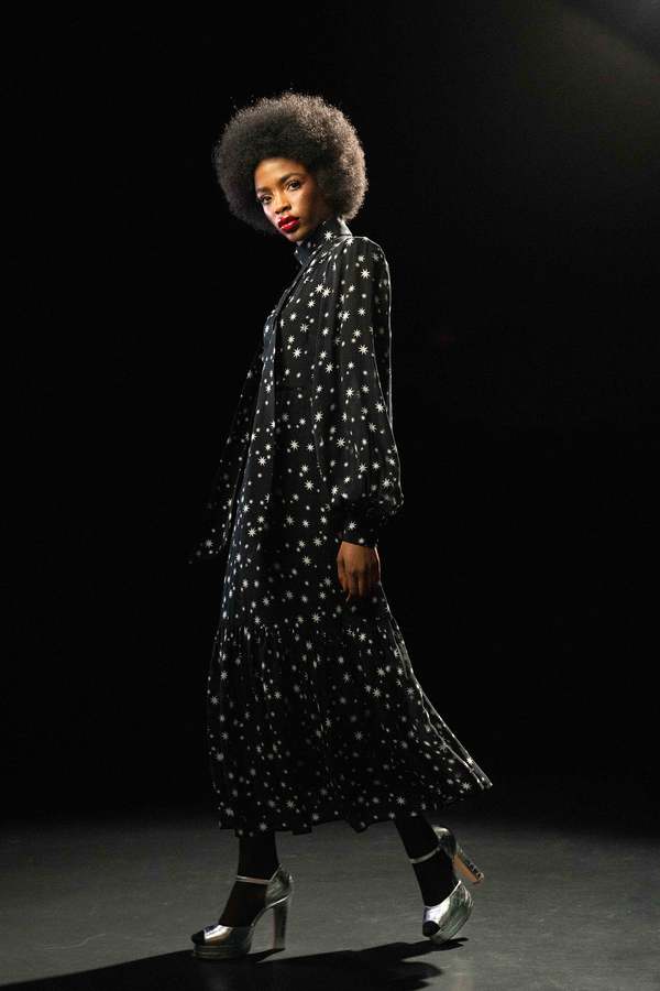 Queens of Archive Suzi Star - Black | Garmentory