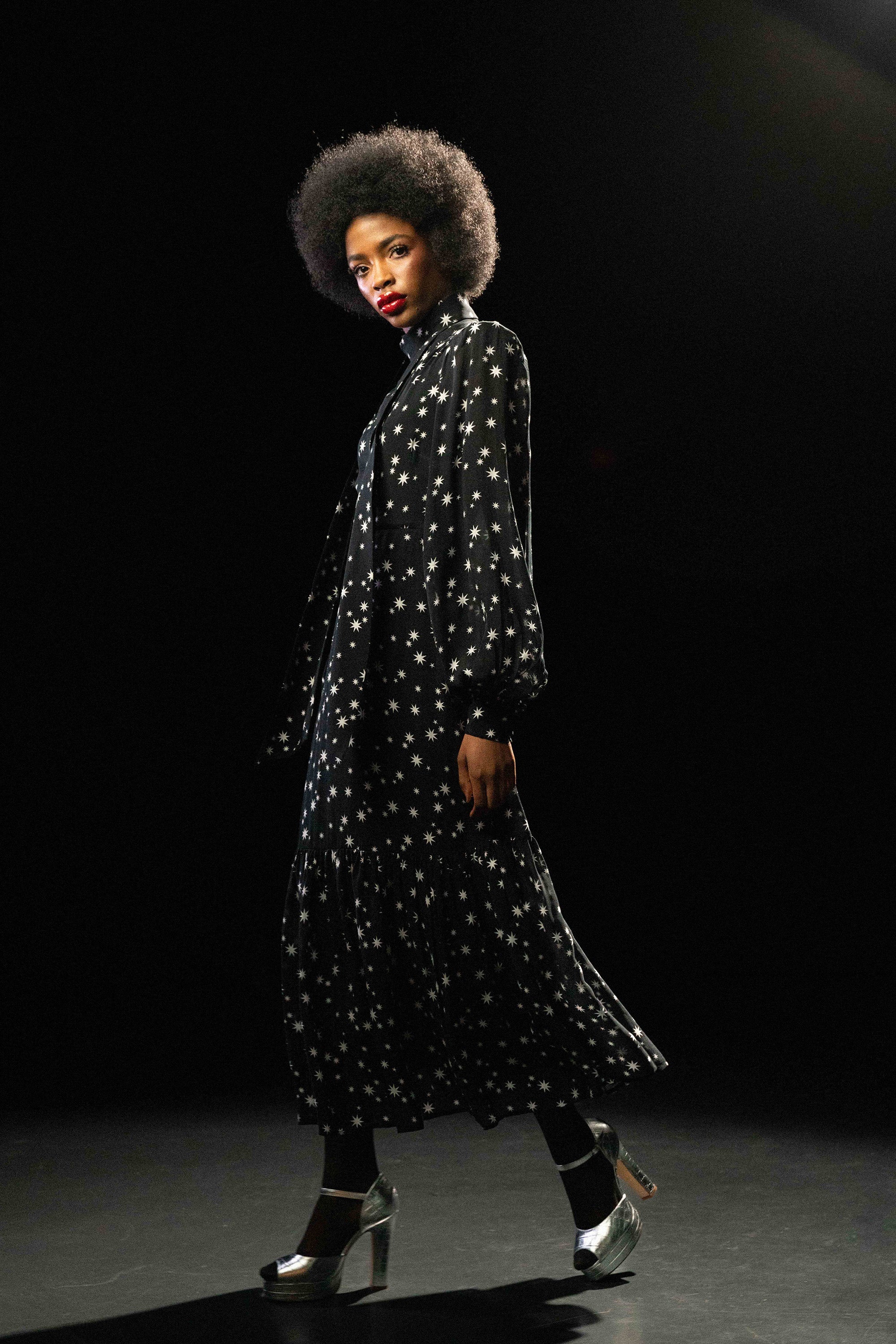 Queens of Archive Suzi Star - Black | Garmentory