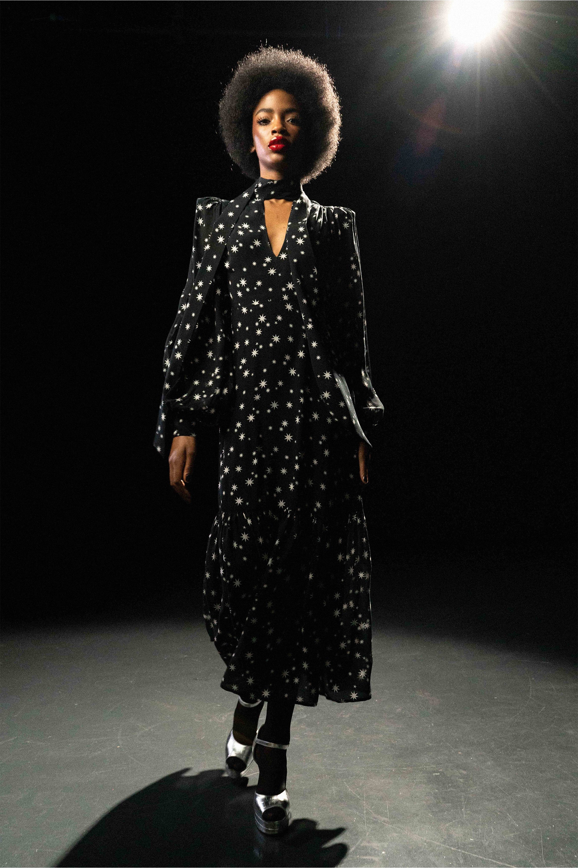Queens of Archive Suzi Star - Black | Garmentory