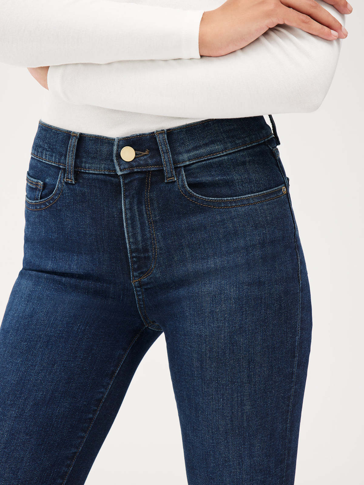 DL1961 Mara Straight Instasculpt Straight - India Ink | Garmentory