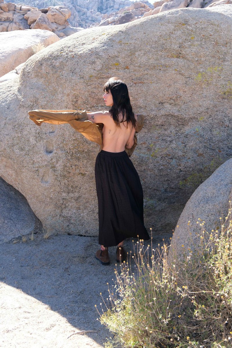 World of Crow Crinkly Skirt - black | Garmentory