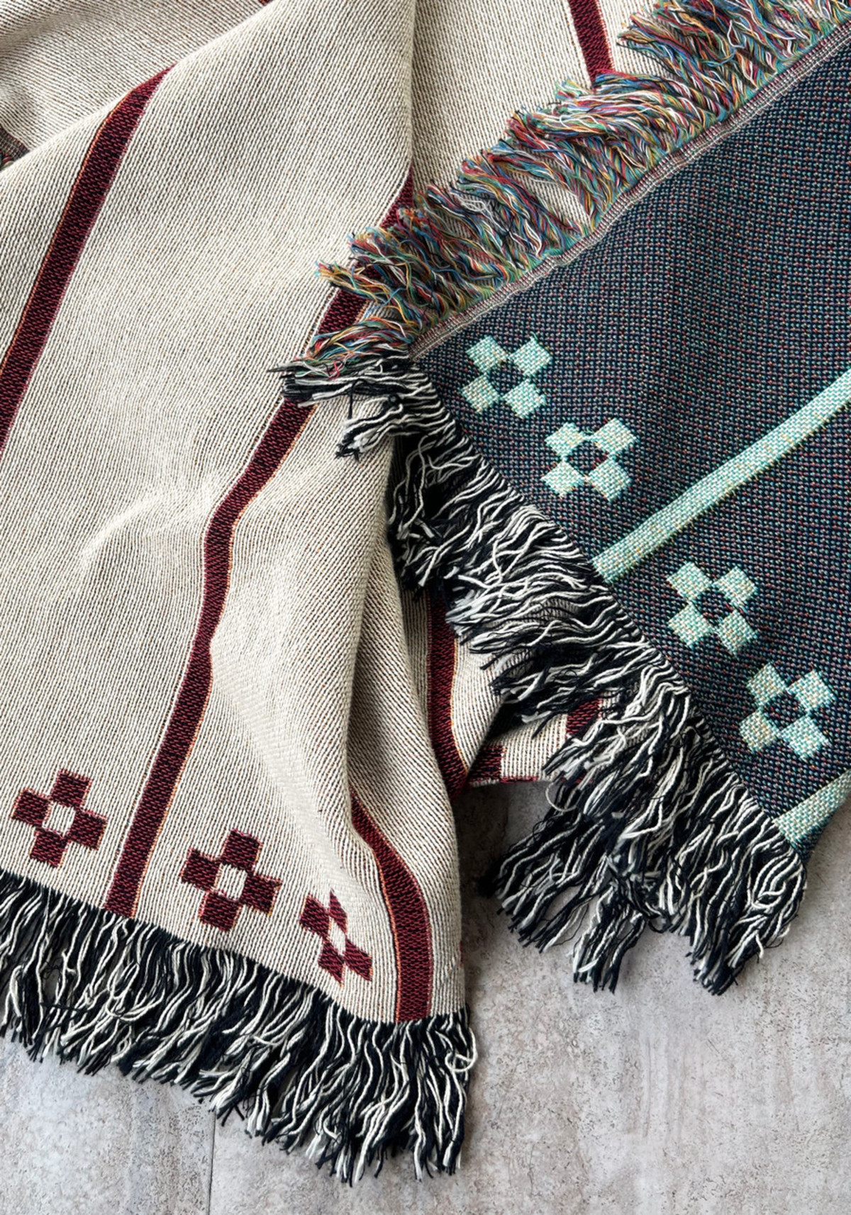 BIEN MAL Throw Blanket - Pina Colada | Garmentory