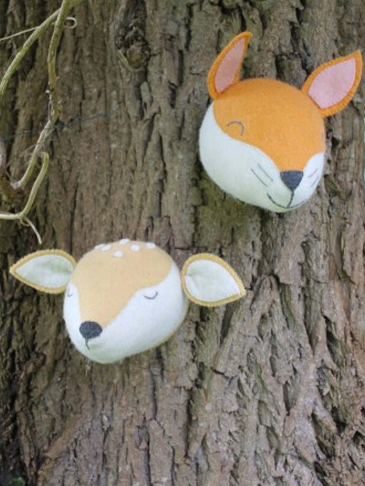 Fiona Walker Mini Sleepy Fox Head - Red | Garmentory