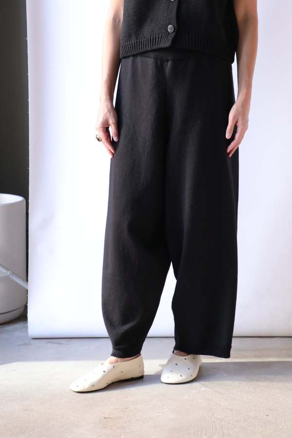Cordera Cotton Knitted Pants - Black | Garmentory