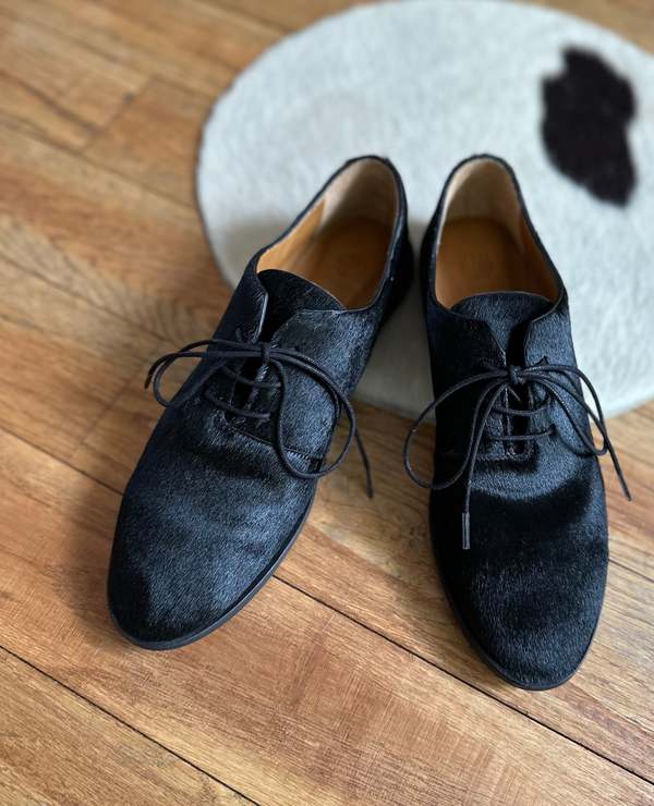 Coclico Yeats Oxford - Black Lux Hair | Garmentory