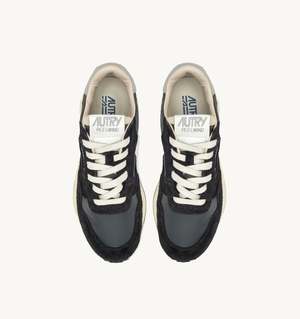 Autry Reelwind Low Sneakers - White/Black | Garmentory