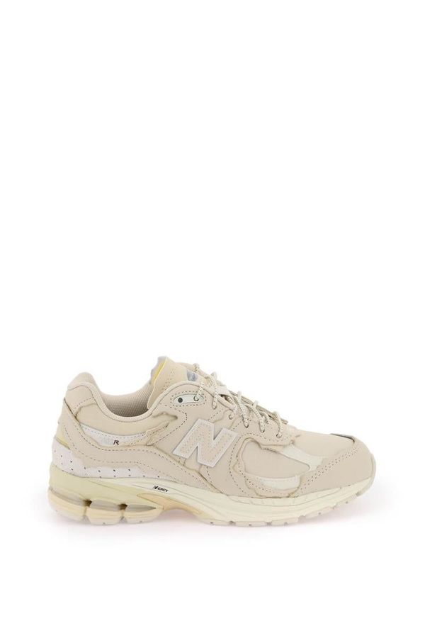 New Balance 2002rd sneakers - Beige | Garmentory