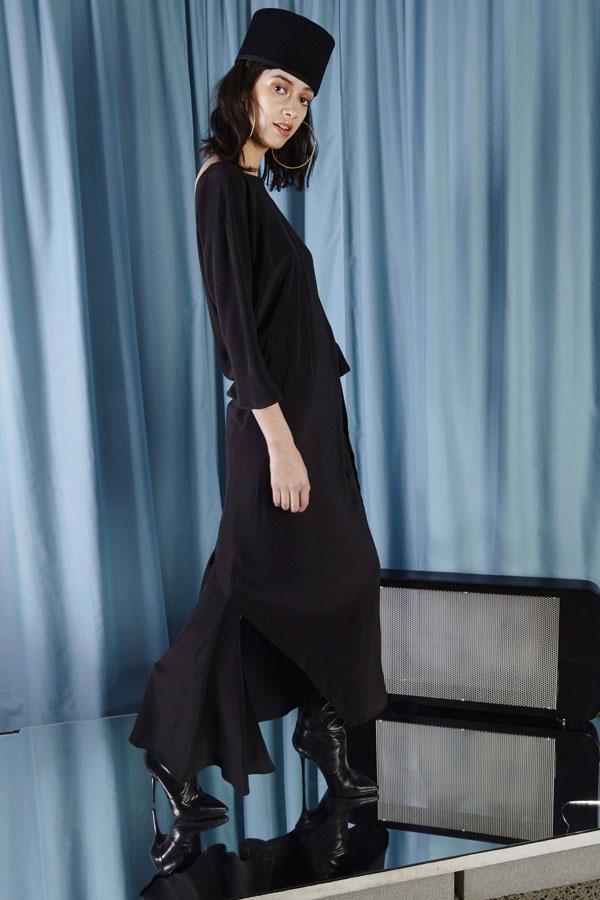 Miss Crabb World Record Black | Garmentory