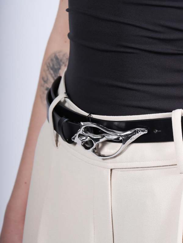 Shell Wide Belt in Black by Rodebjer | Garmentory