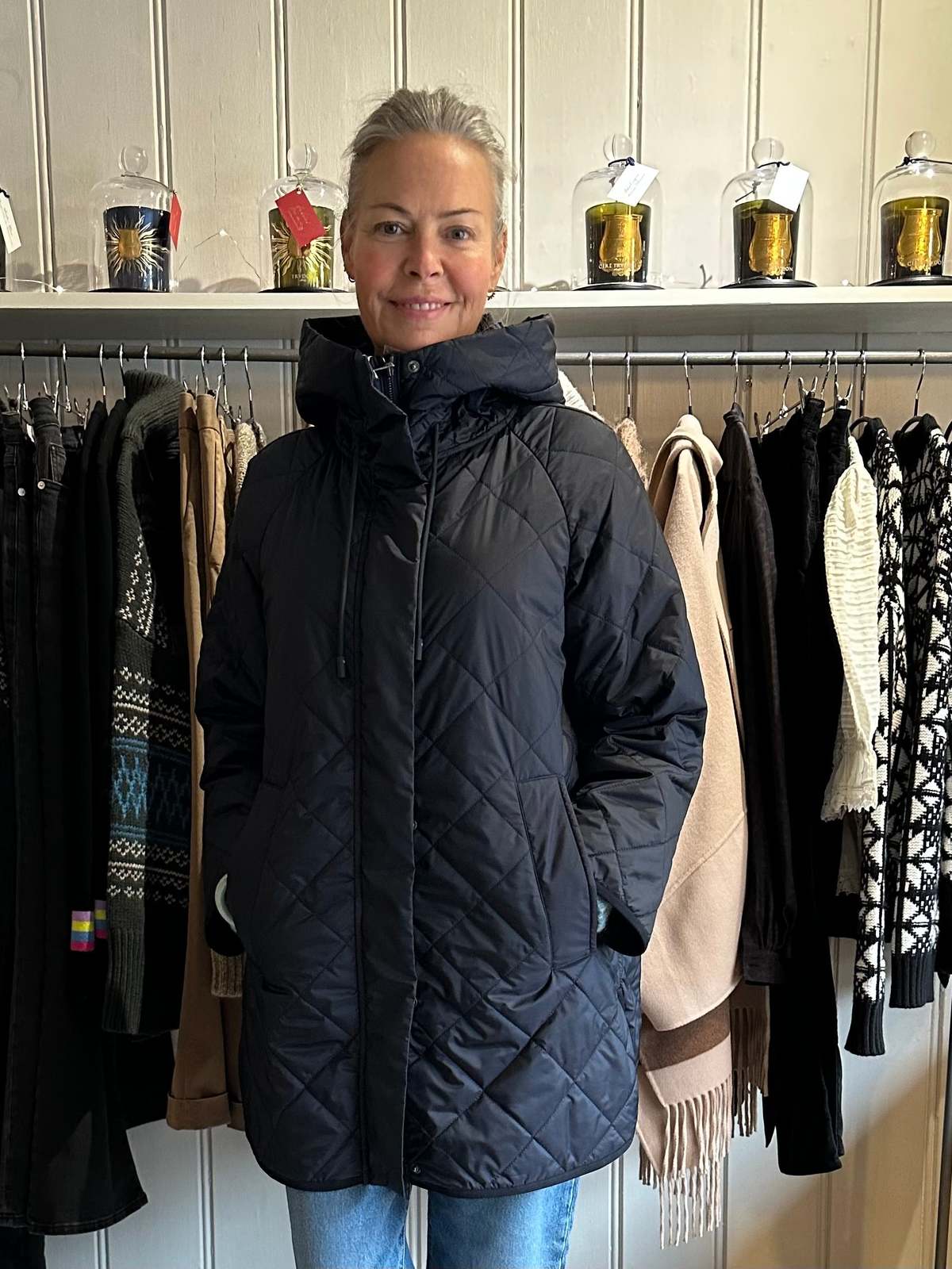 WEEKEND MAX MARA RIBERA QUILTED JACKET - NAVY | Garmentory