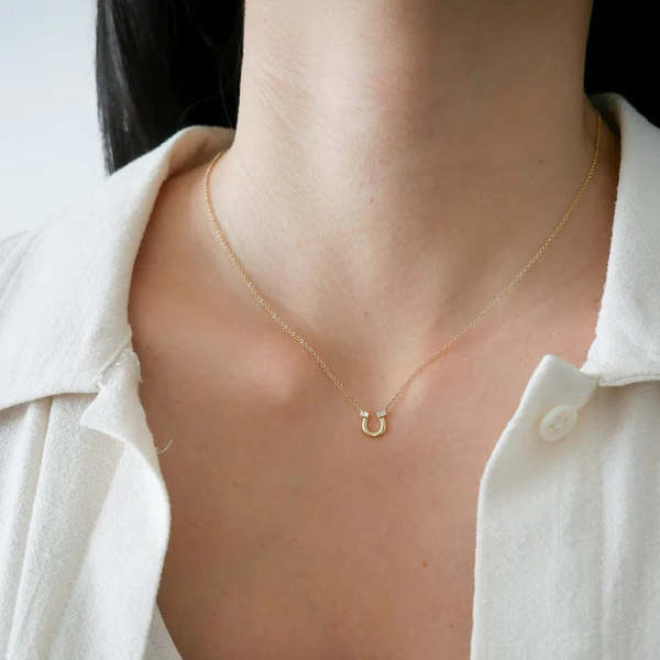EF Collection Baguette Horseshoe Necklace - Gold | Garmentory