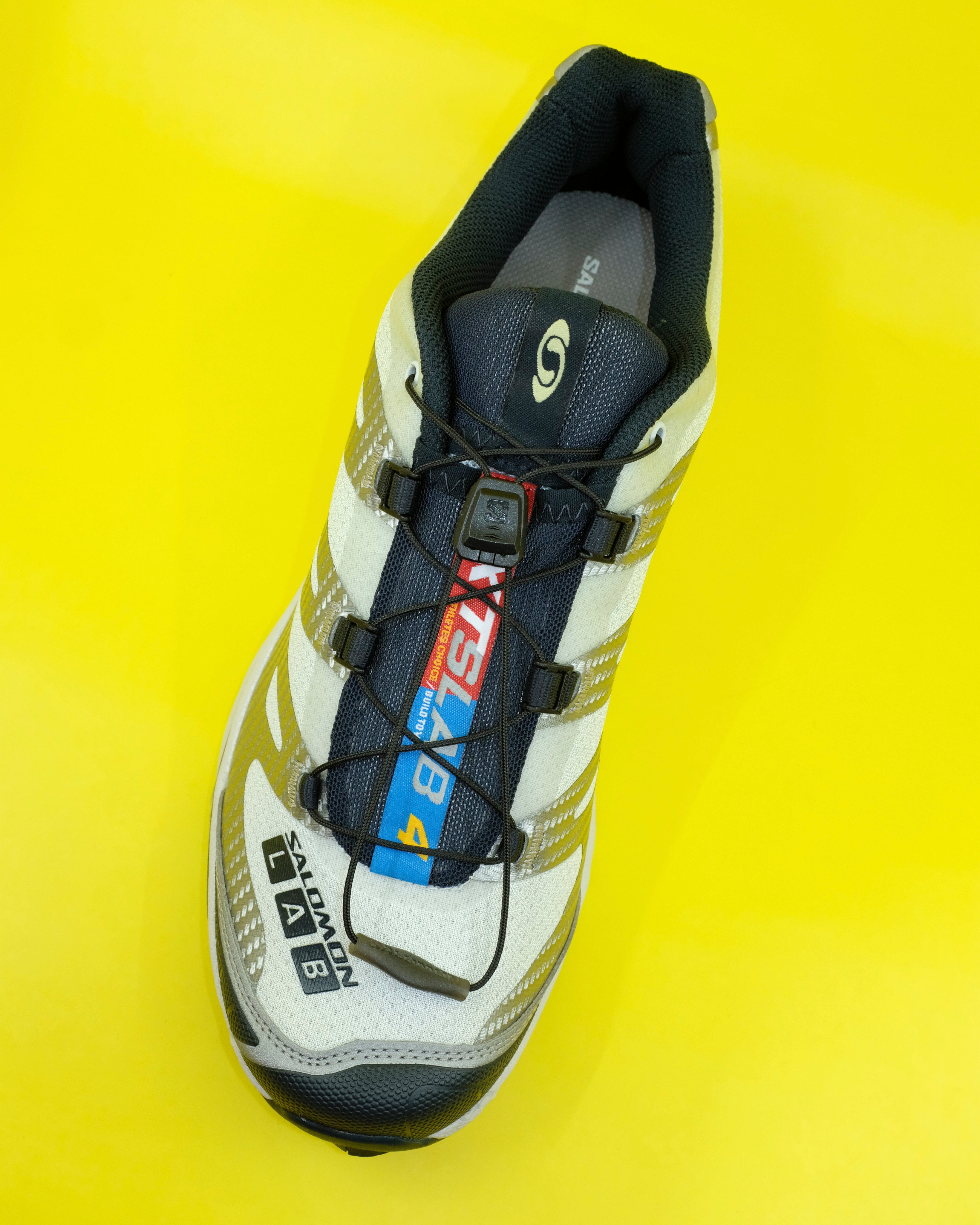 SALOMON XT 4 OG Sneakers - Carbon/Celadon Green | Garmentory
