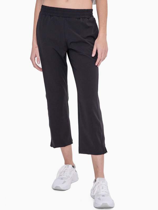 Mono B Cooper Graphene-Blend Capri Active Pants - Black | Garmentory