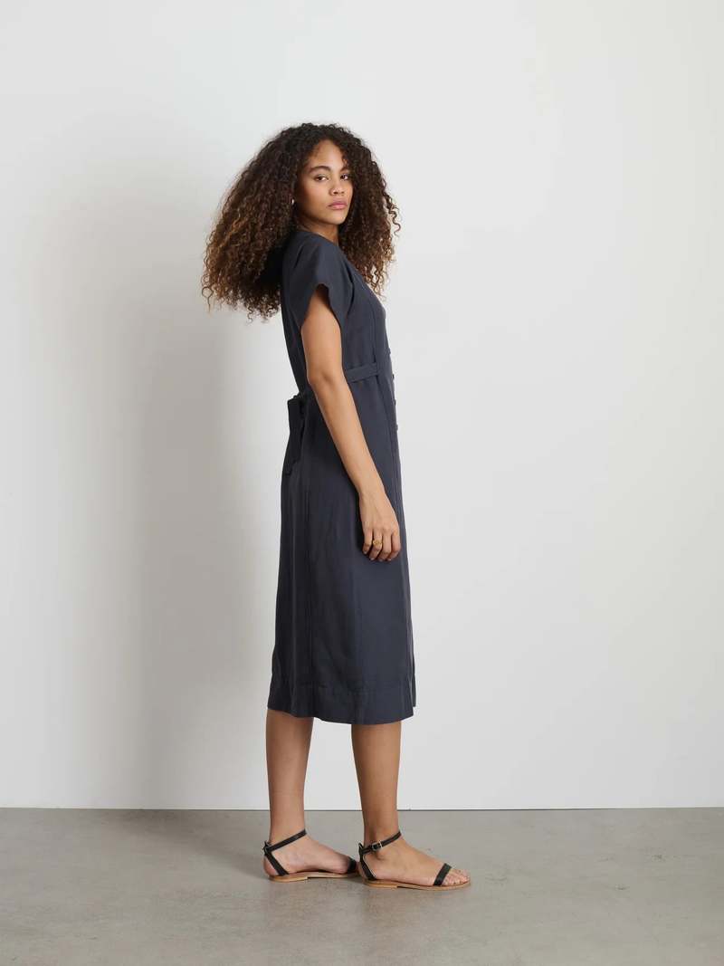 Alex Mill Collette Twill Dress - Washed Black | Garmentory