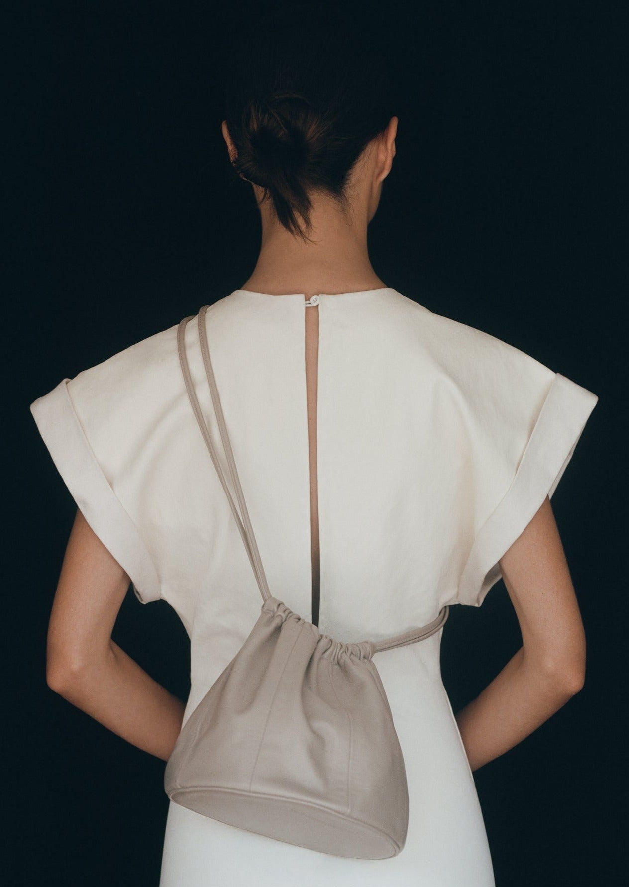 Modern Weaving Drum Drawstring Bucket - Taupe | Garmentory