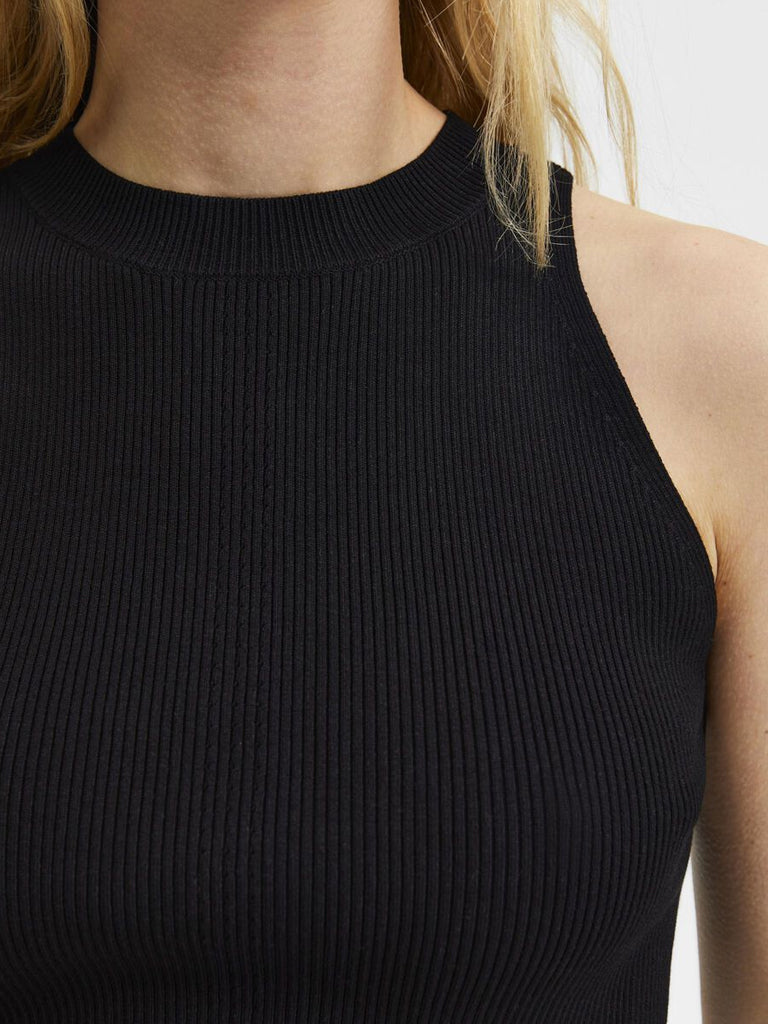 Selected Femme Solina Top - Black | Garmentory