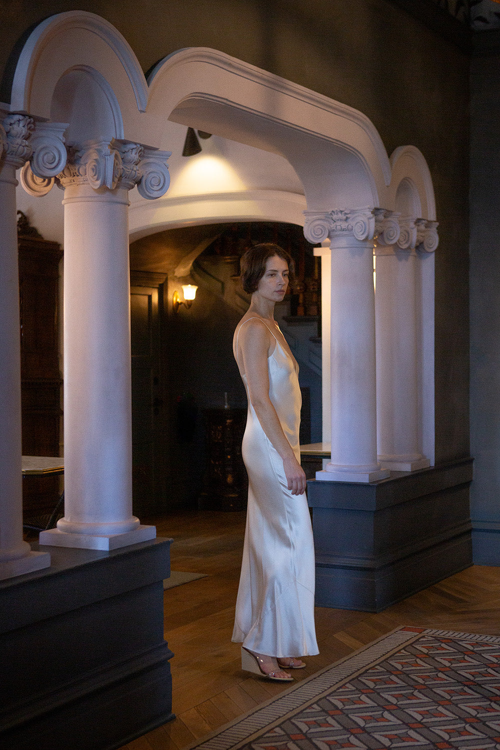 Erica Tanov Tallulah Silk Charmeuse Gown - Alabaster | Garmentory