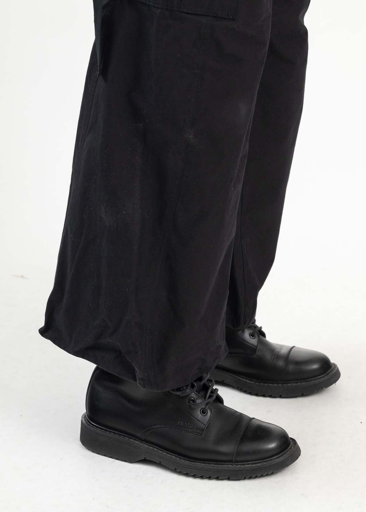 Doublet BLACK ROBOT LEGS CARGO PANTS - BLACK | Garmentory