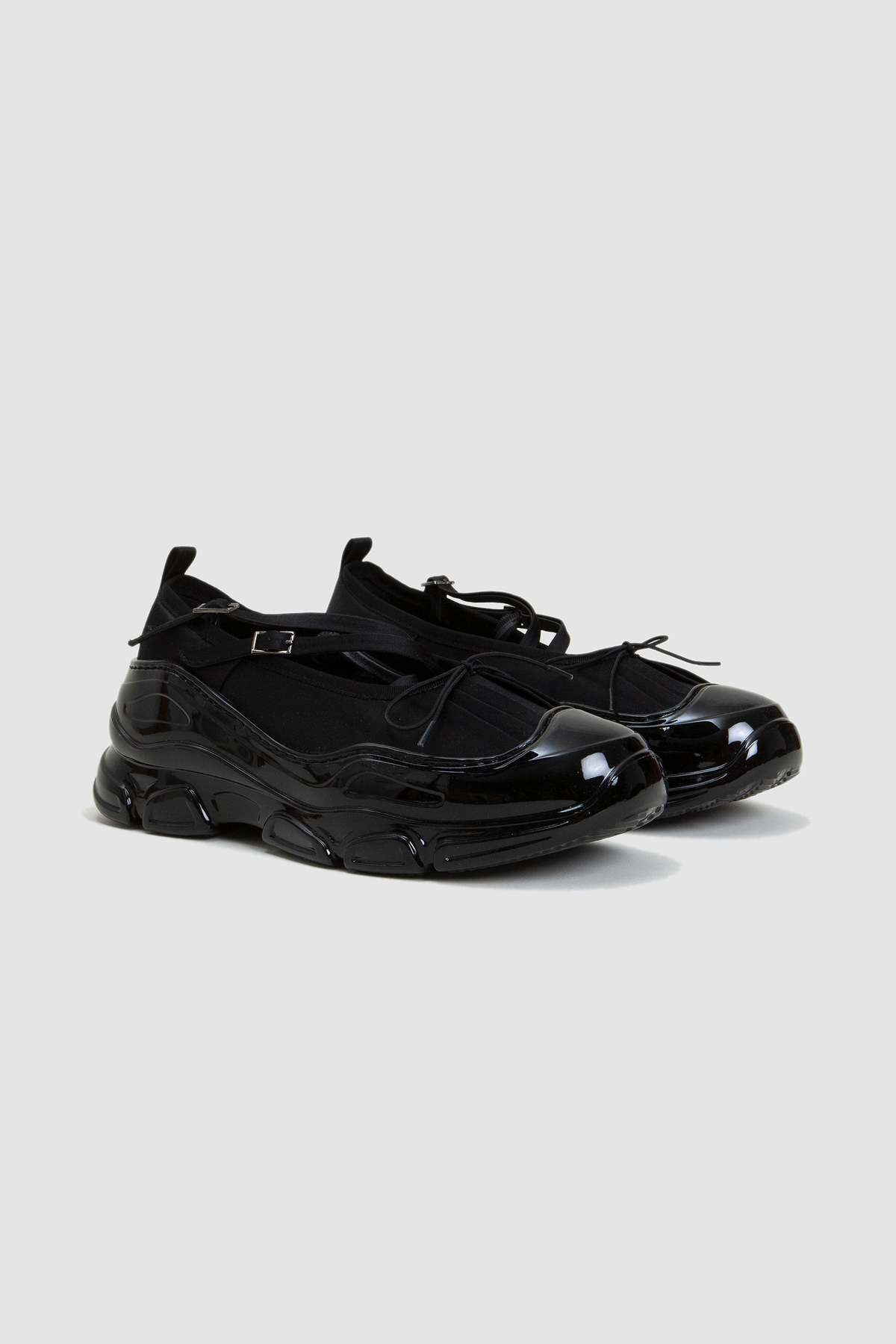 Simone Rocha Classic Criss Cross Tracker Ballerina - Black | Garmentory