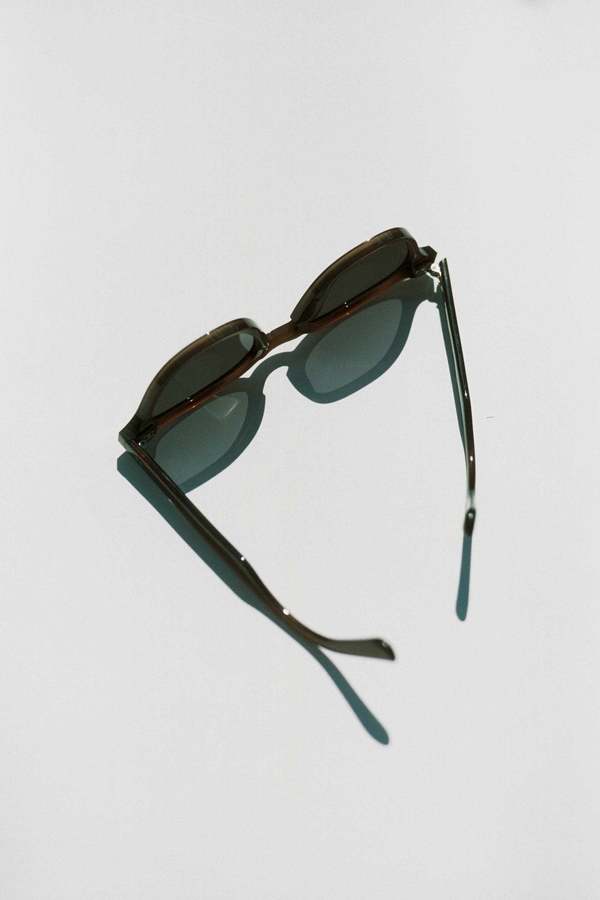 Monokel River Chocolate Eyewear - Grey solid lens | Garmentory