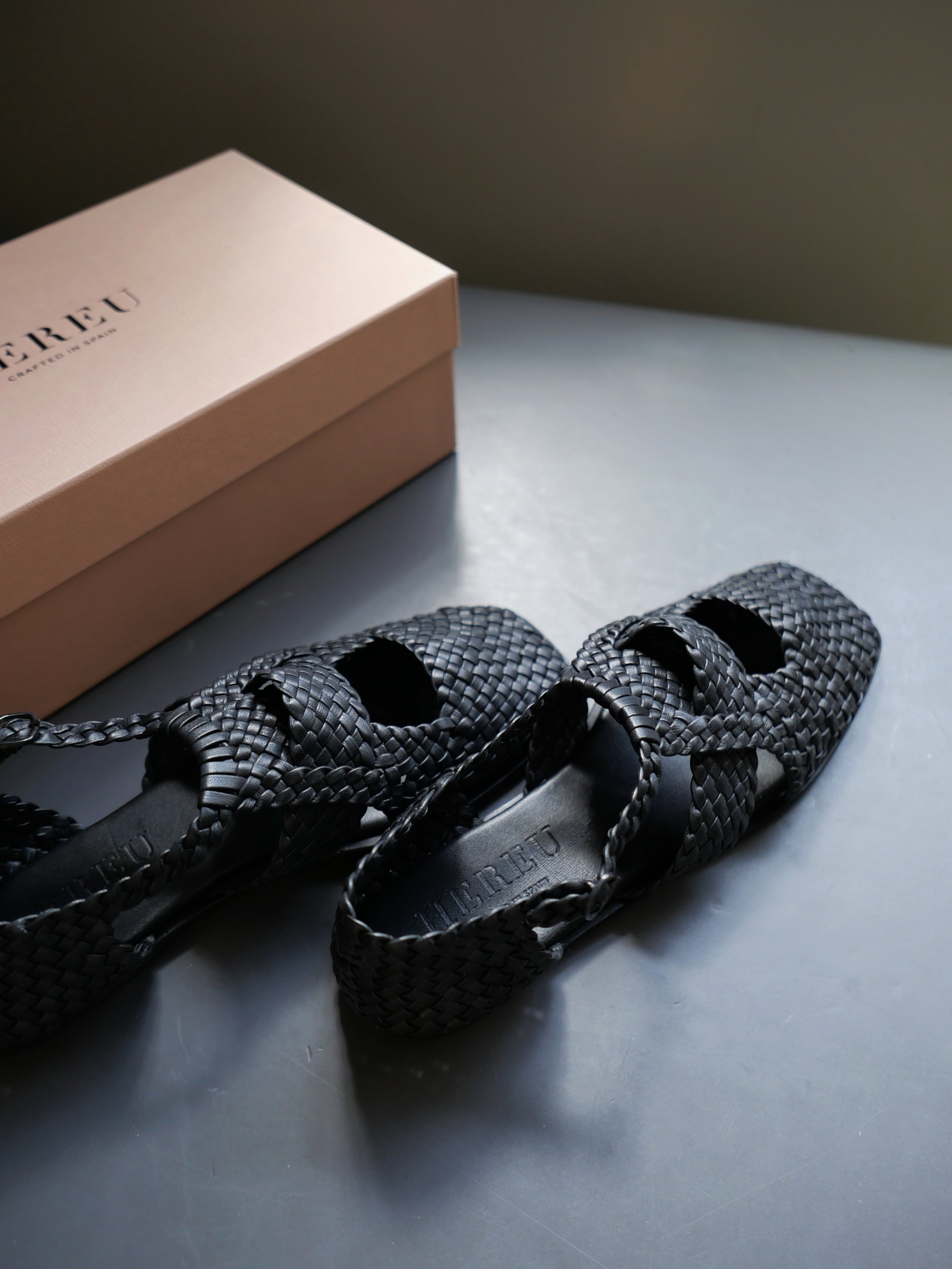 HEREU SERRA SANDAL - BLACK | Garmentory