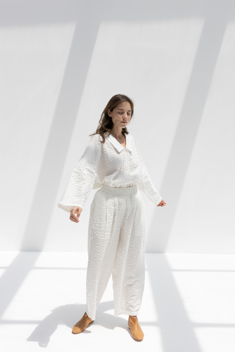 Black Crane Chelsea Collar Shirt - White | Garmentory