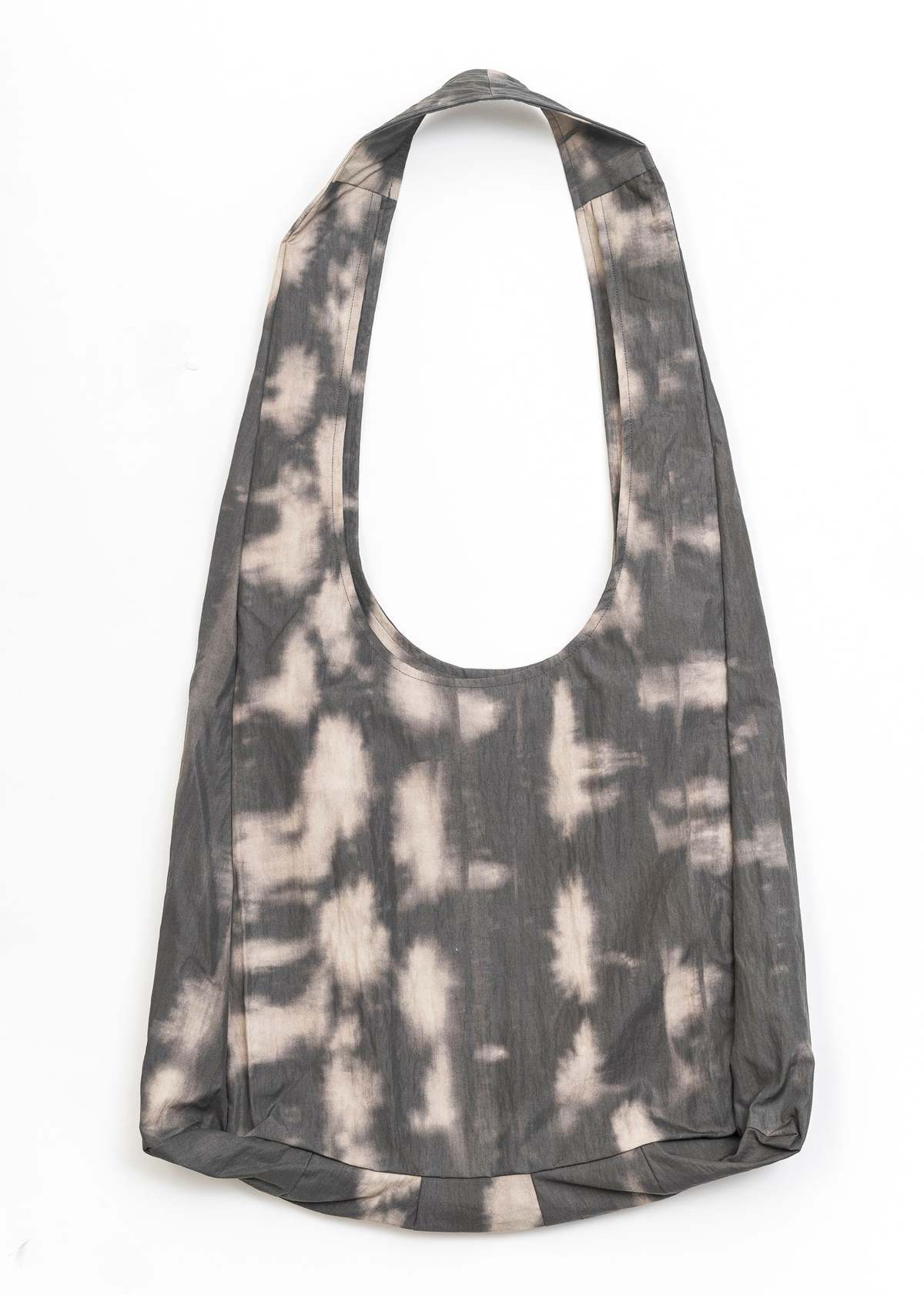Omar Afridi VENTUS PRINT BODY SHOULDER BAG - Multi | Garmentory