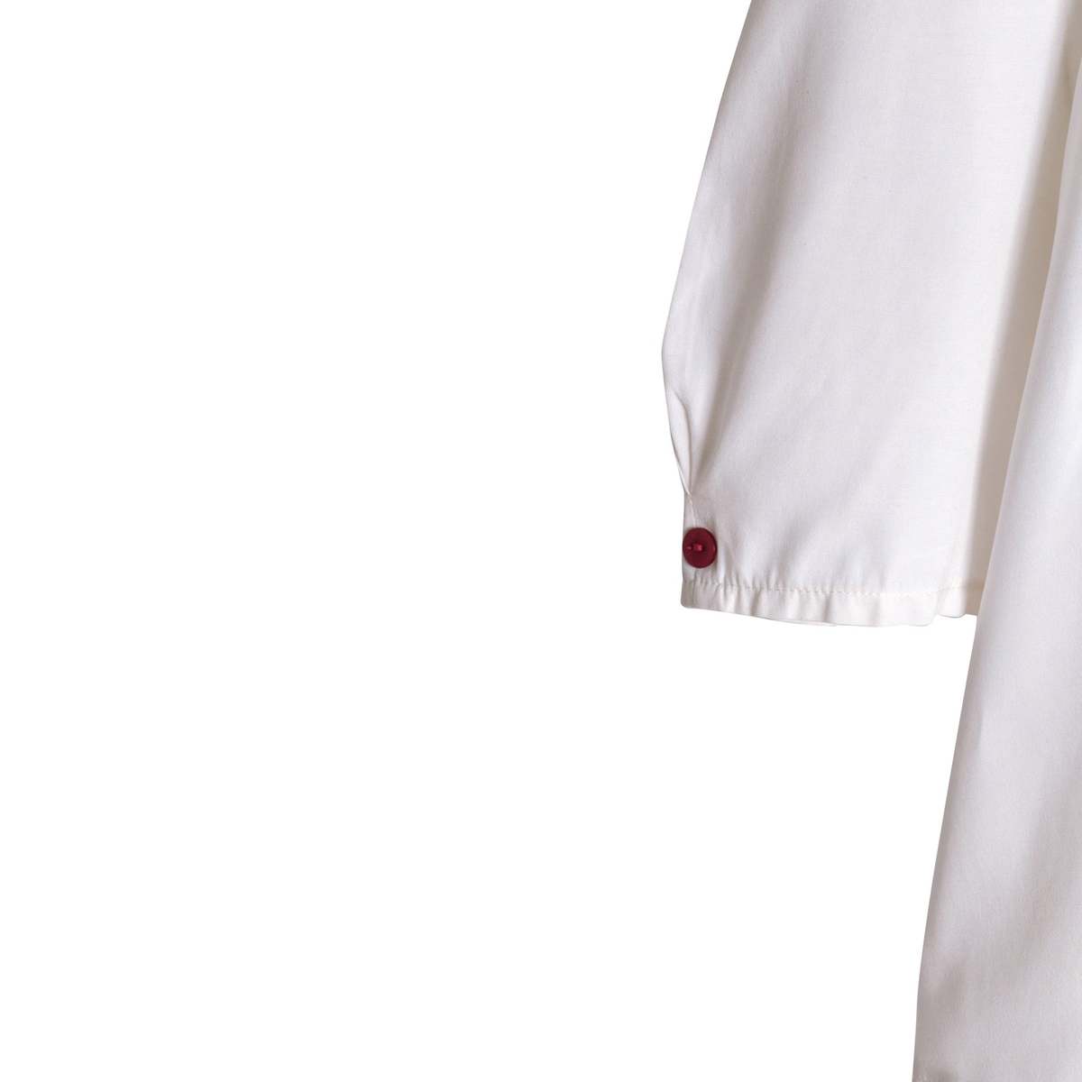 Sundazed (Germany) Slub Linen Embroidered Bermuda Collar T Blouse Ivory ...