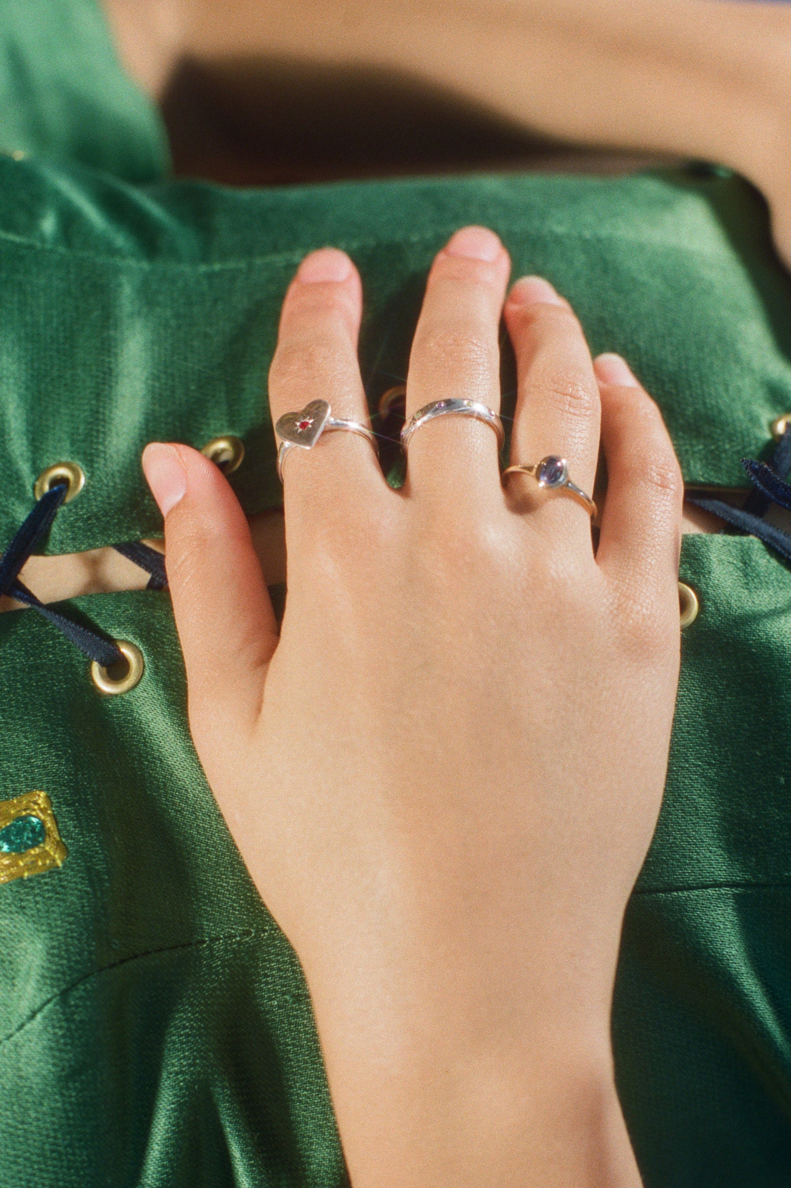 Mondo Mondo Ondine Ring - 14k Solid Gold/Sapphire | Garmentory