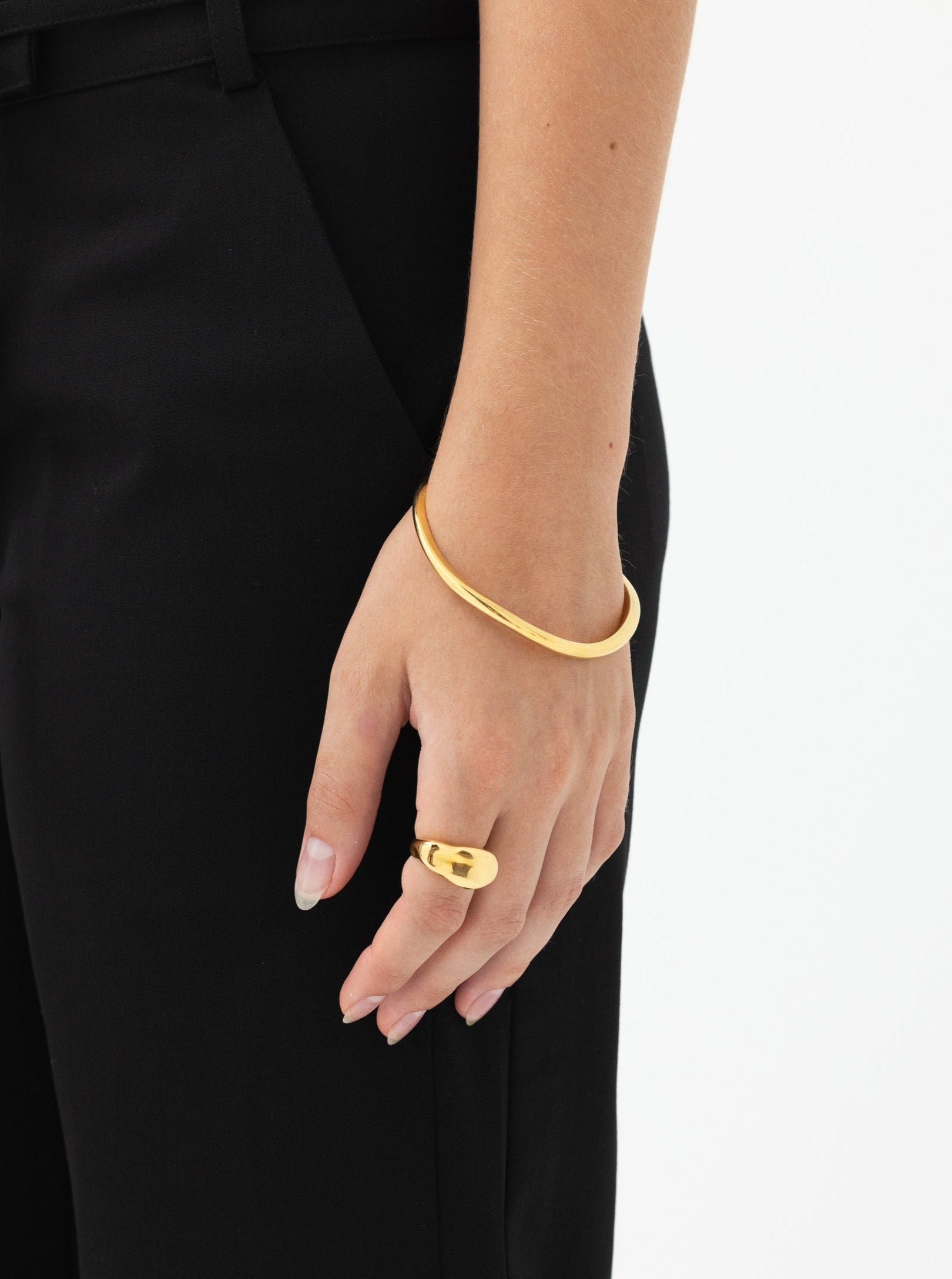 Nina Gordon Palazzo Ring - Gold | Garmentory
