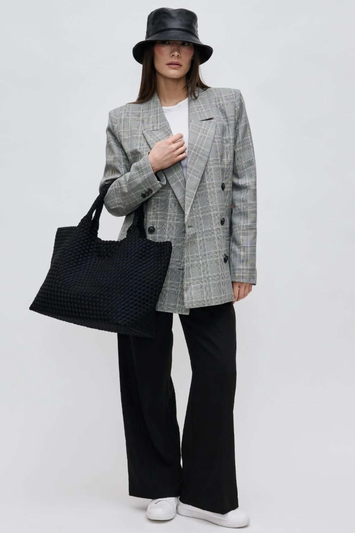 Sol & Selene The Sky's The Limit Large Tote - Black | Garmentory