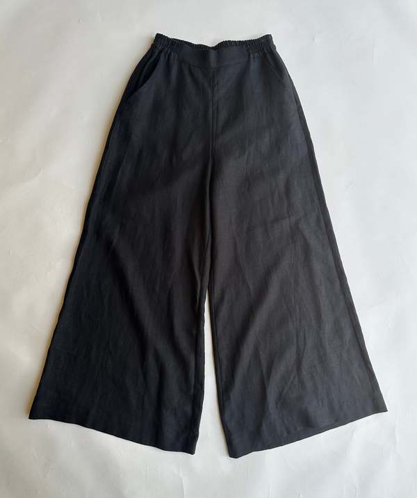 MAMÈNE Essential Linen Pant 1 - Black | Garmentory