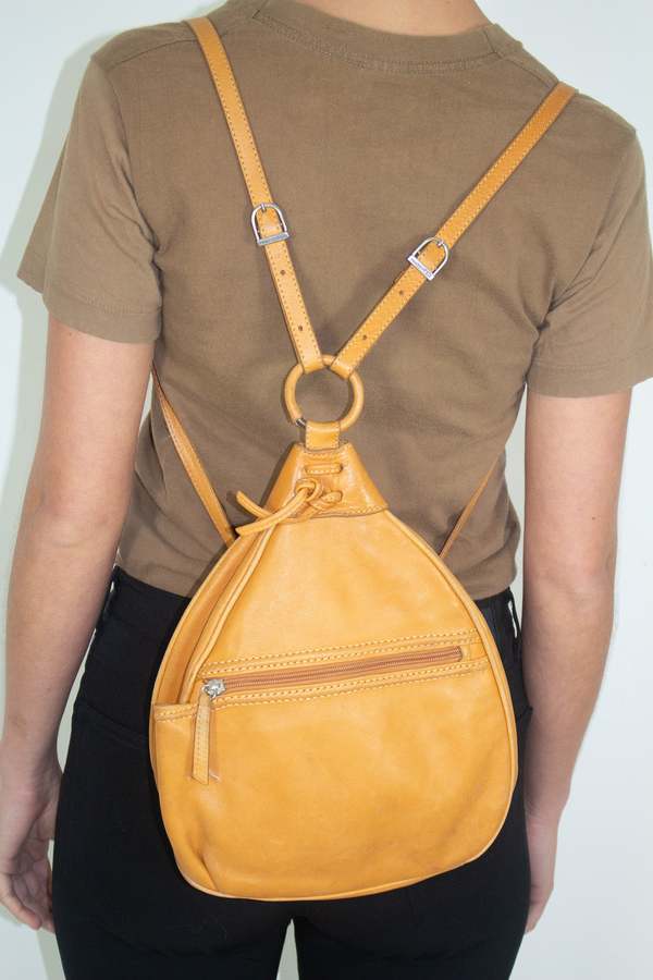 90s Leather Backpack - Tan | Garmentory
