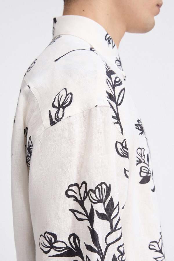 Jacquemus La Chemise Simon Print Shirt - Black Flowers | Garmentory