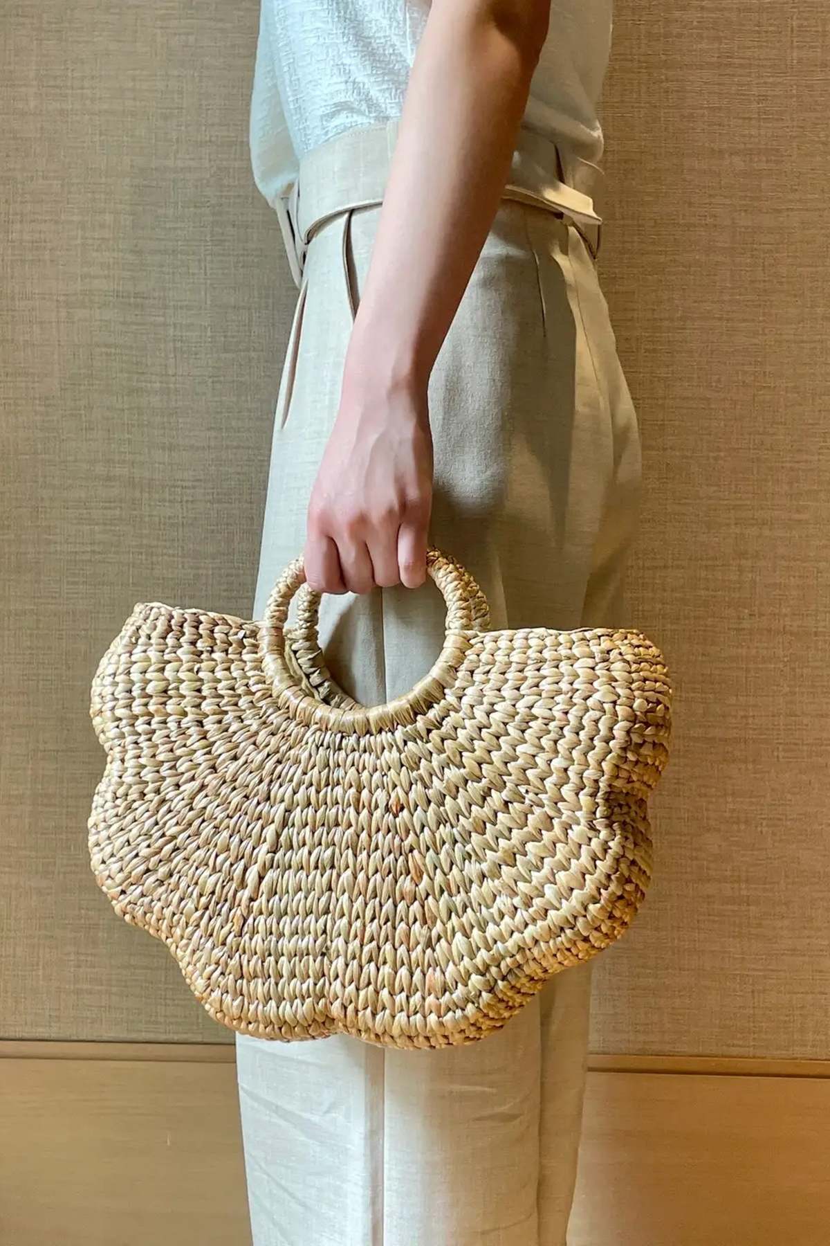 Seak Artisans Large Scalloped Handbag - Natural | Garmentory