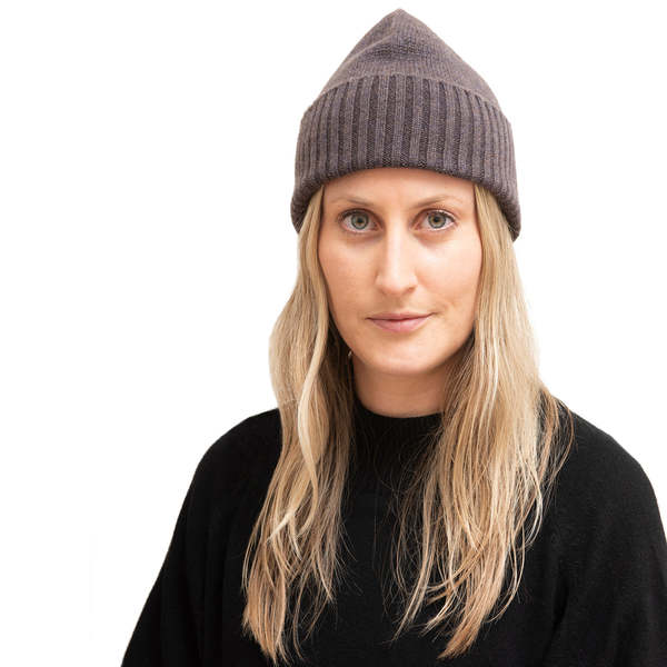 Meg Cohen Heather Flat Cashmere Hat - Heather Brown | Garmentory