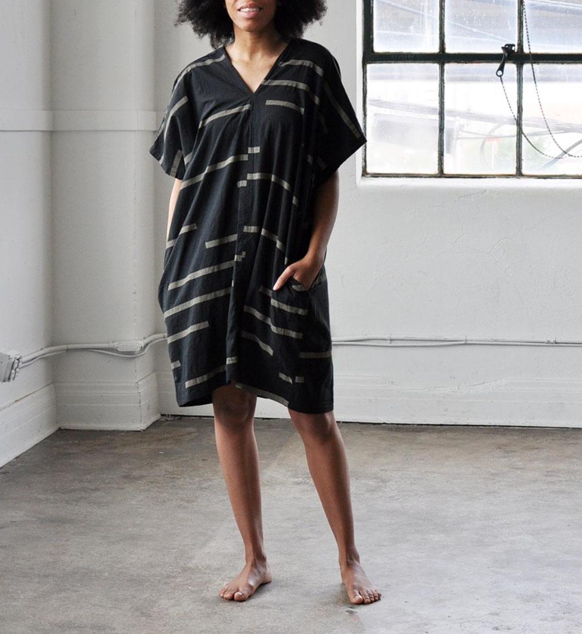 Uzi NYC Broken Stripes V-Dress - Black | Garmentory