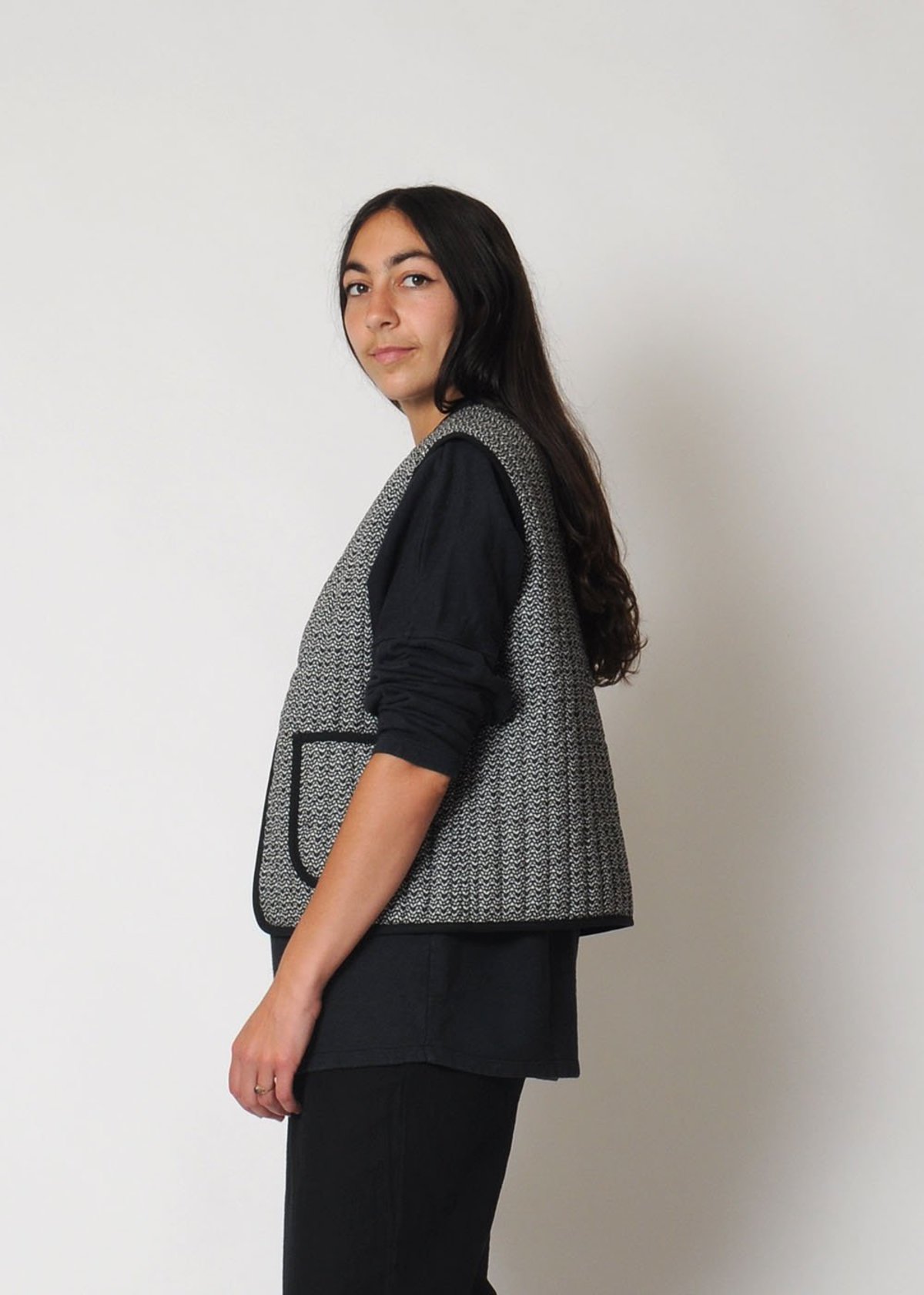 Conifer Reversible Quilted Vest - Black | Garmentory