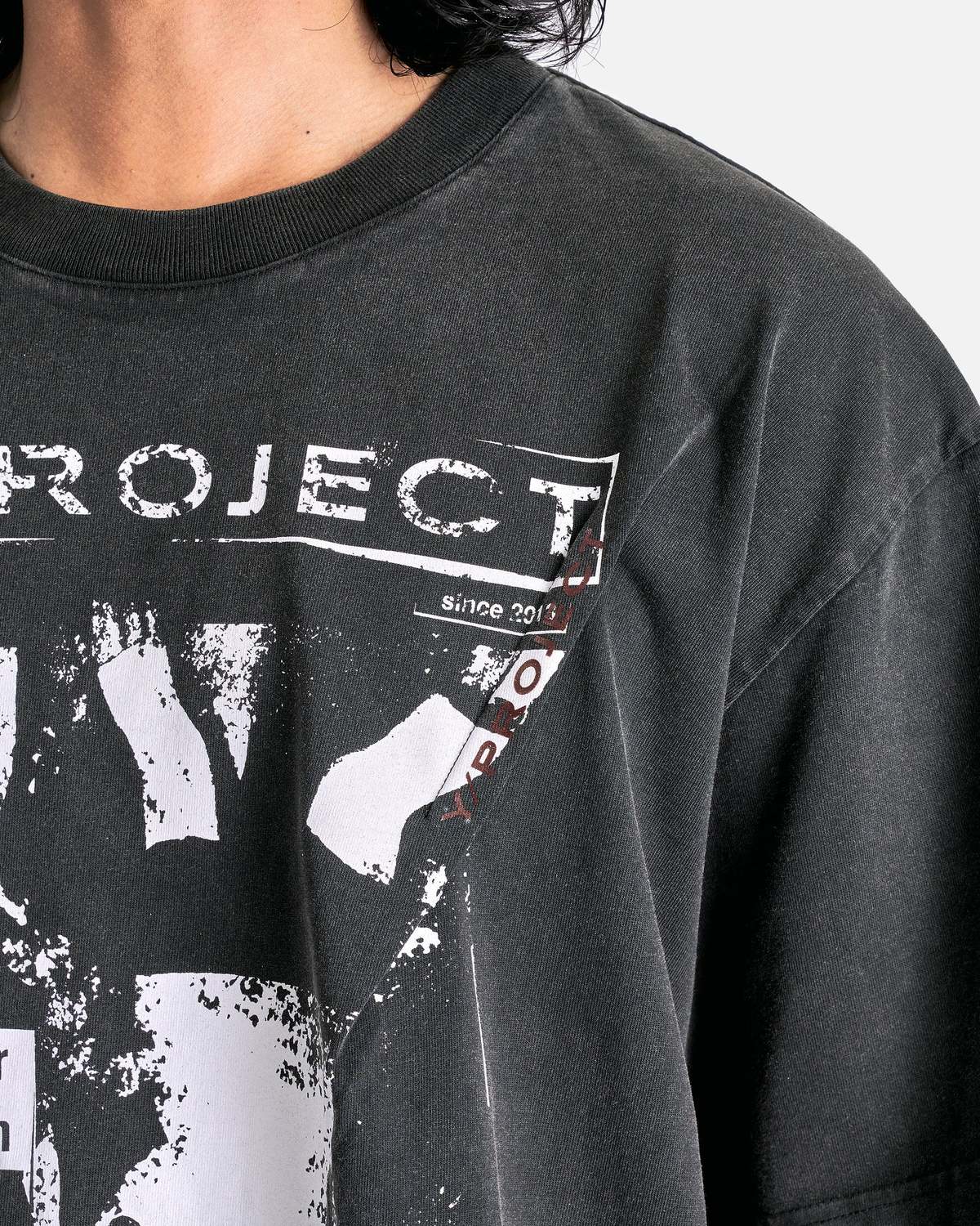 Y/project Rock Band Print Pinched Logo T-Shirt - Vintage Black | Garmentory