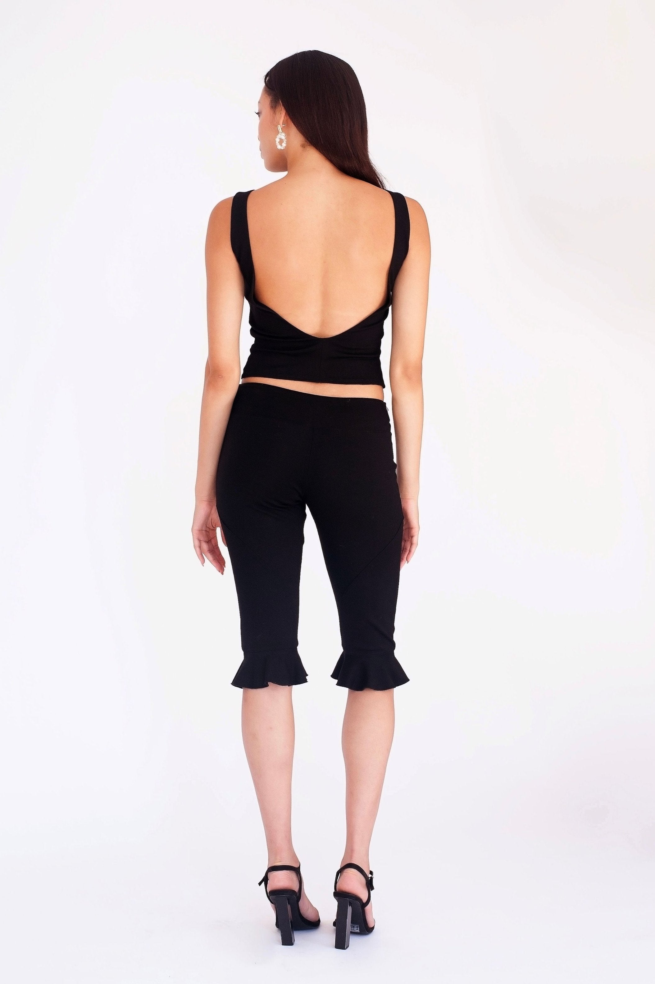 Danielle Laraque Jessica Ruffle Capri - Black | Garmentory