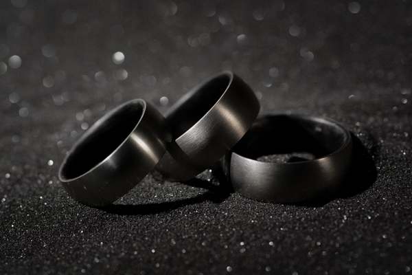 machus TITANIUM CARBON INTERIOR RING | Garmentory