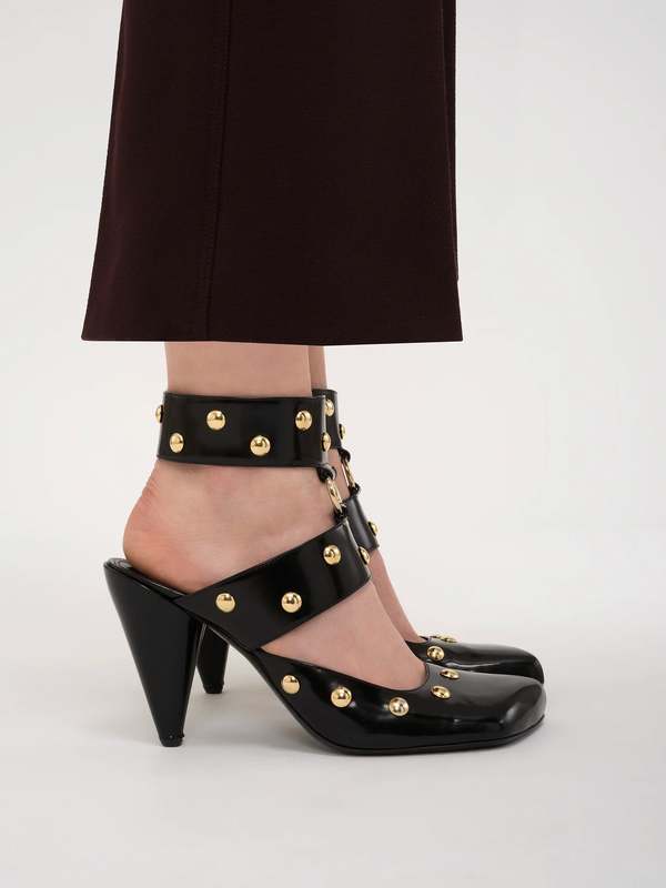 Chloé Jade Pump - Black | Garmentory