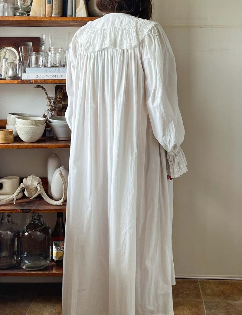 Victorian Ruffle Collar Nightgown | Garmentory